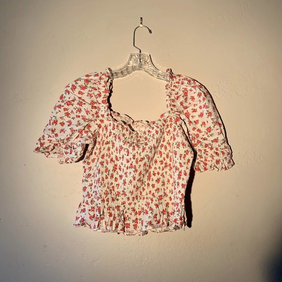 Primark | Tops | Primark White Ribbed Shirt With Pink Roses Puffy ...